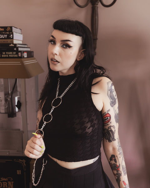 Midnight Bond Necklace – Aluminum O-Ring Necklace | The Pretty Cult