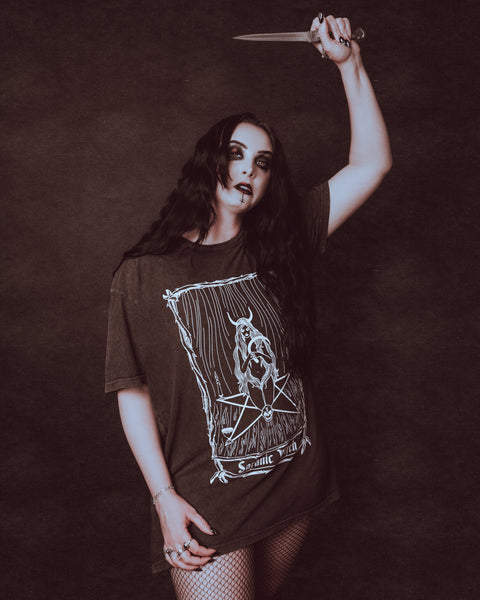 The Pretty Cult - 'Satanic Witch' Oracle Tee (Vintage Wash Black)