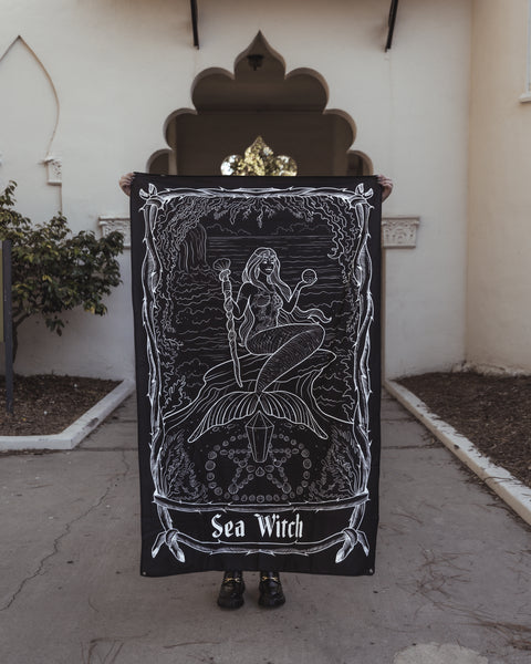 The Pretty Cult – ‘Sea Witch’ Oracle Card Wall Flag